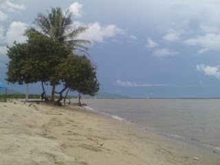 Pantai Labombo